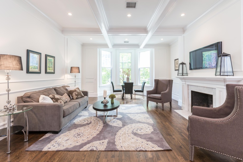 Stunning Back Bay Parlor Duplex on Sunny Side of Comm Ave